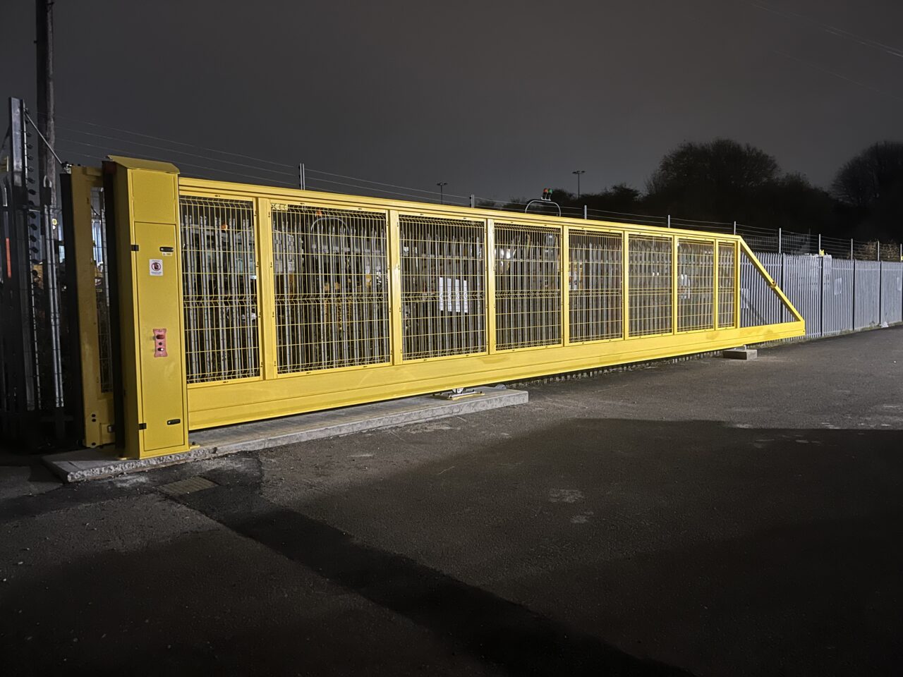 Commercial Sliding Security Gates - Churchill Security Ltd